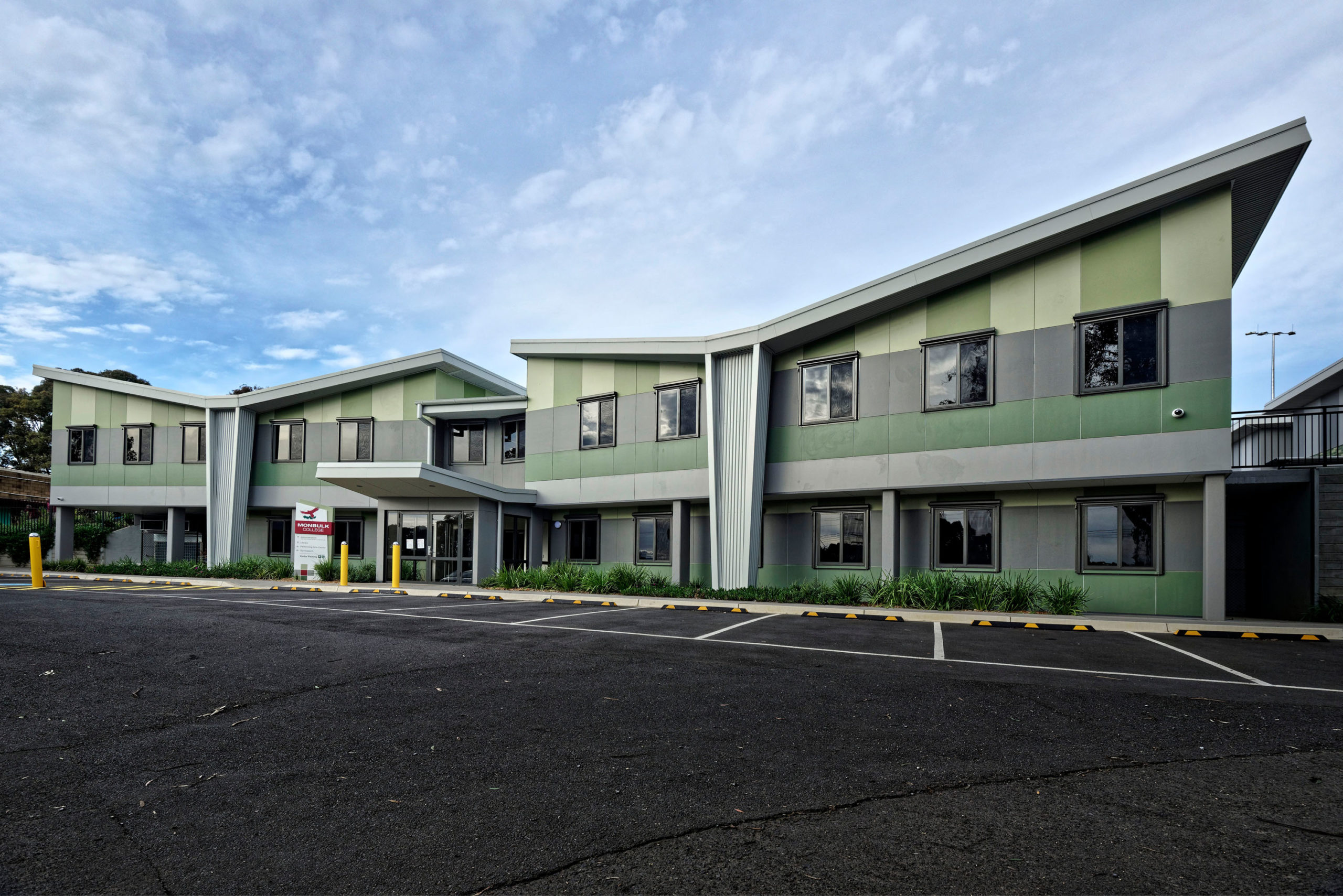 V Chrisp Monbulk College - Vincent Chrisp Architects